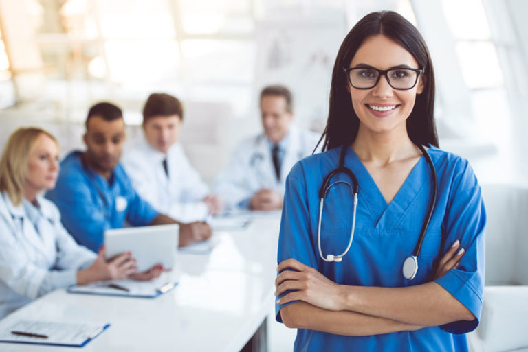 Differences (and Similarities) Between ASN and BSN Degrees - HCI College